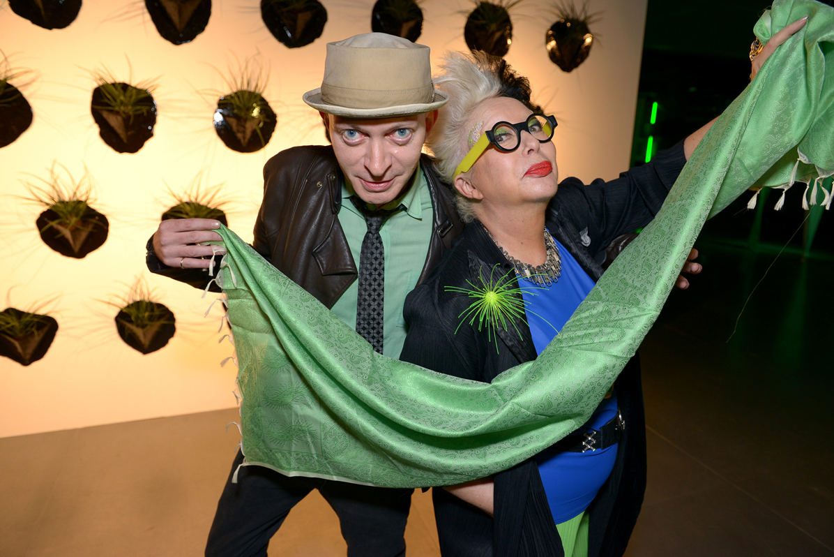 Yellow Ball 2013 - en - Say Who