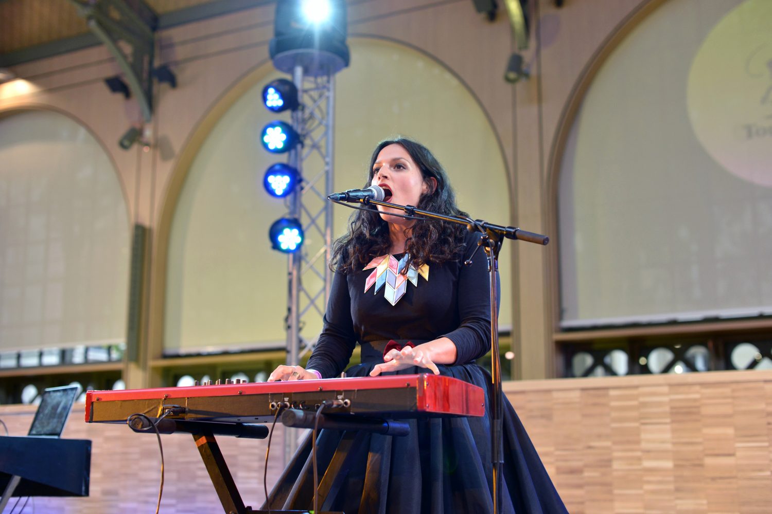 Say Who - Anna Chedid