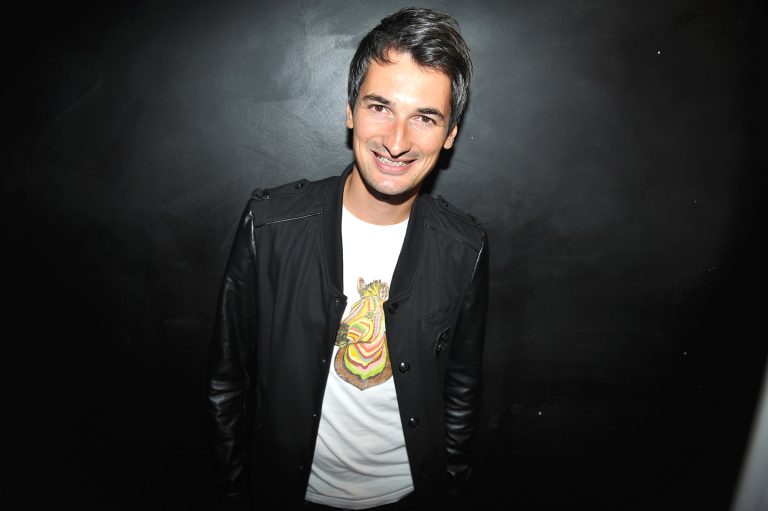 Say Who - Thomas Roussel