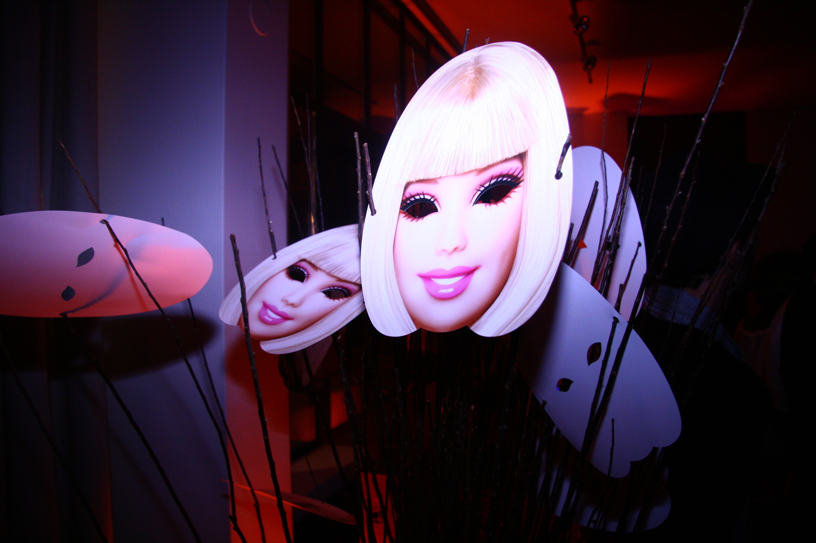 Do the barbie - en - Say Who