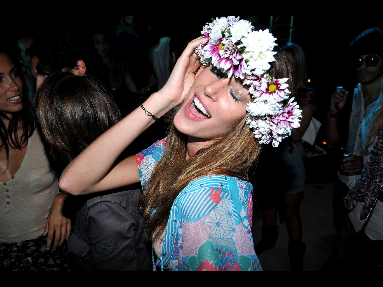 Flower Power party - en - Say Who