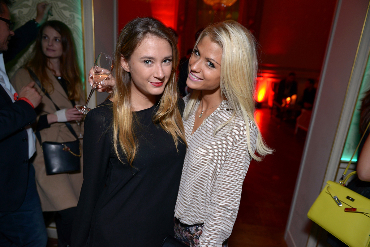 Say Who - Sarah Carlton