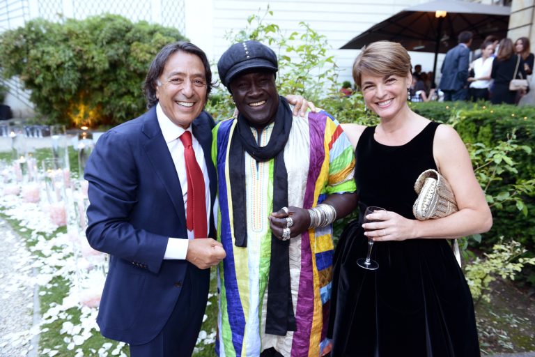 Say Who - André Messika