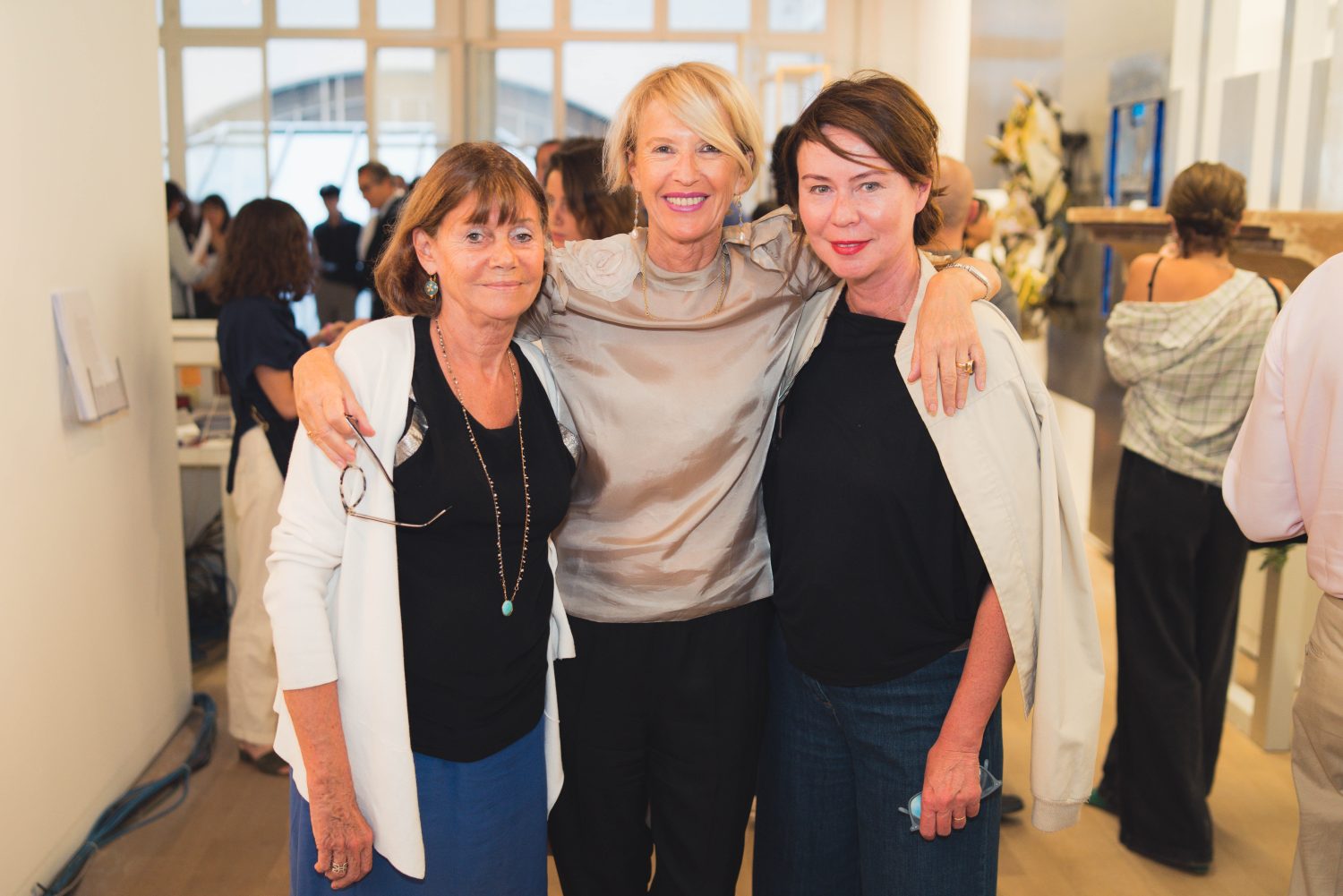 Say Who - Christine Poulain