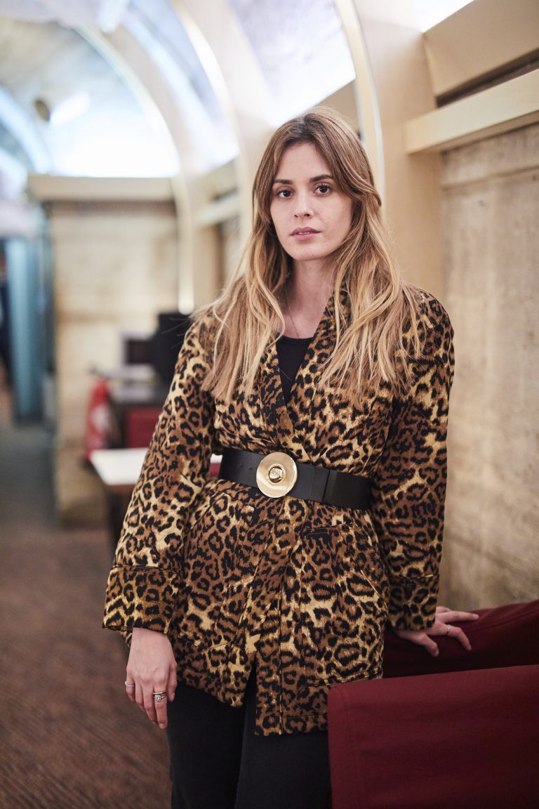 Say Who - Laura Isaaz