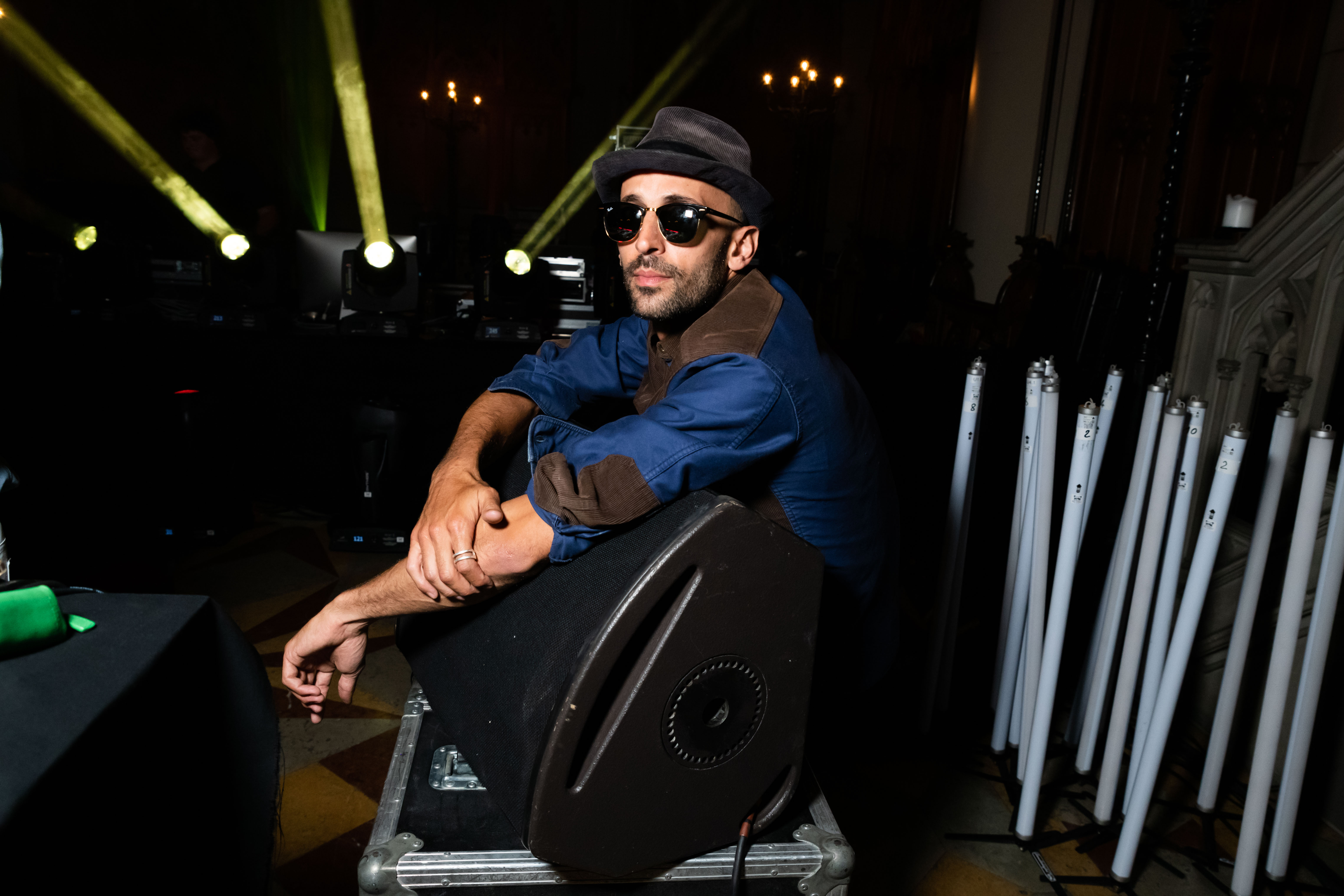 Thomas Roussel et la galerie Perrotin envoûtent Bâle | Say Who