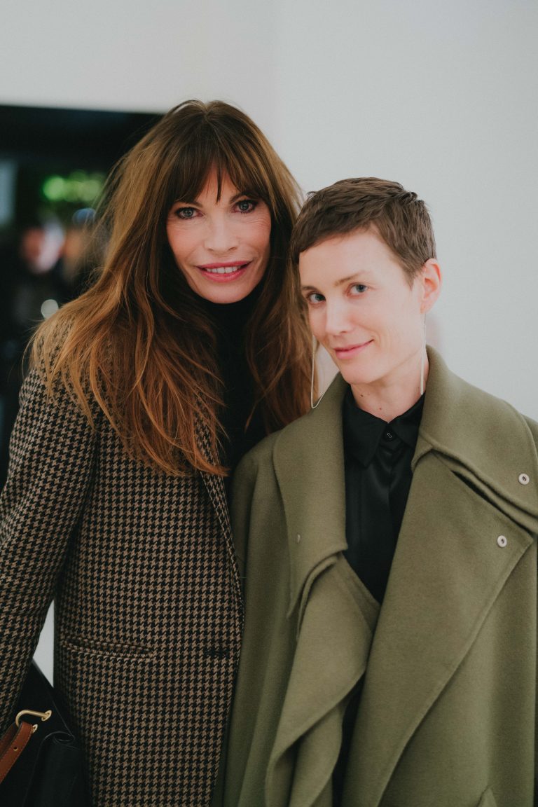 Say Who - Laurence Treil