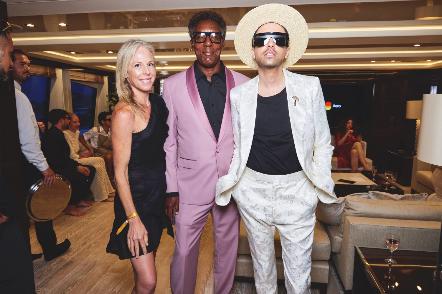 Say Who - Carl Tabor_J9