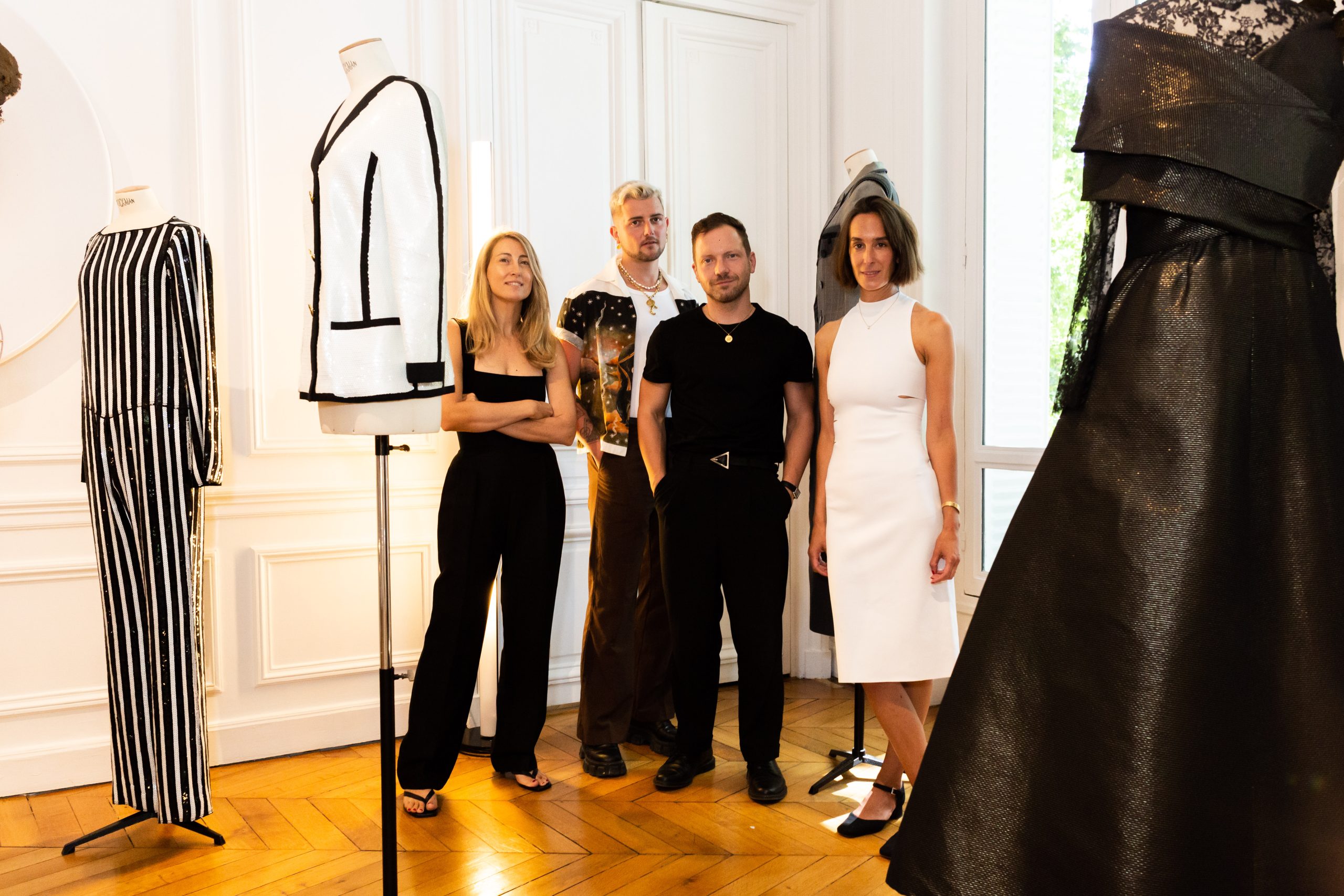 "Behind the Seams": Alex Fury shows for the first time his fashion ...