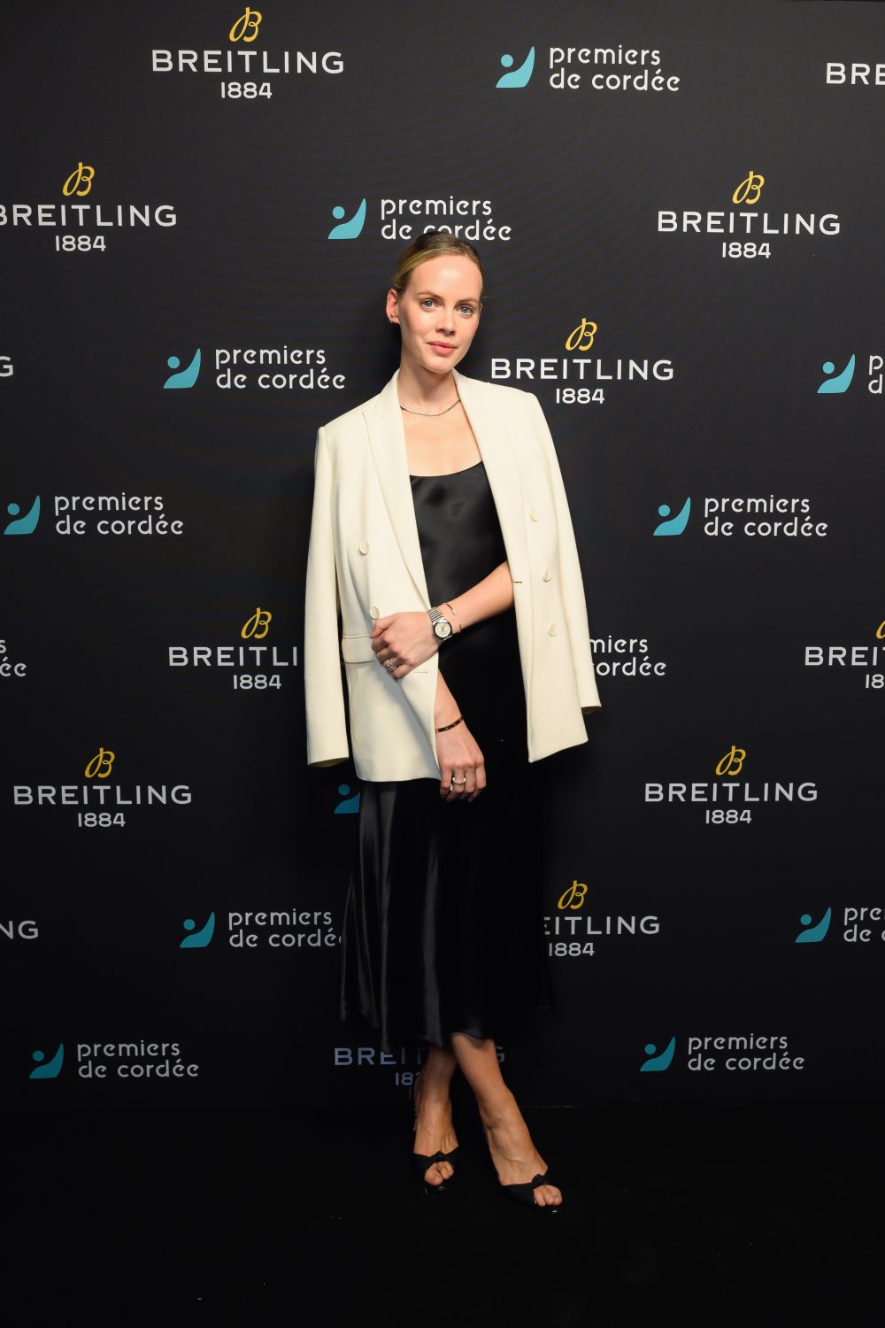 Say Who - Mathilde Lacombe