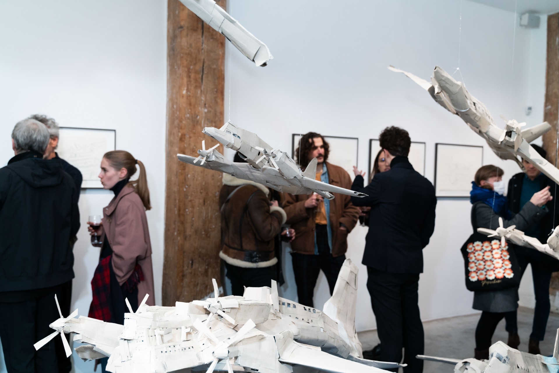 Les "avions de Noé" de Hans-Jörg Georgi chez Christian Berst art brut ...