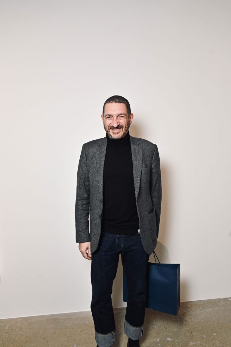 Fabrice Hyber questionne l'époque à la fondation Cartier Say Who